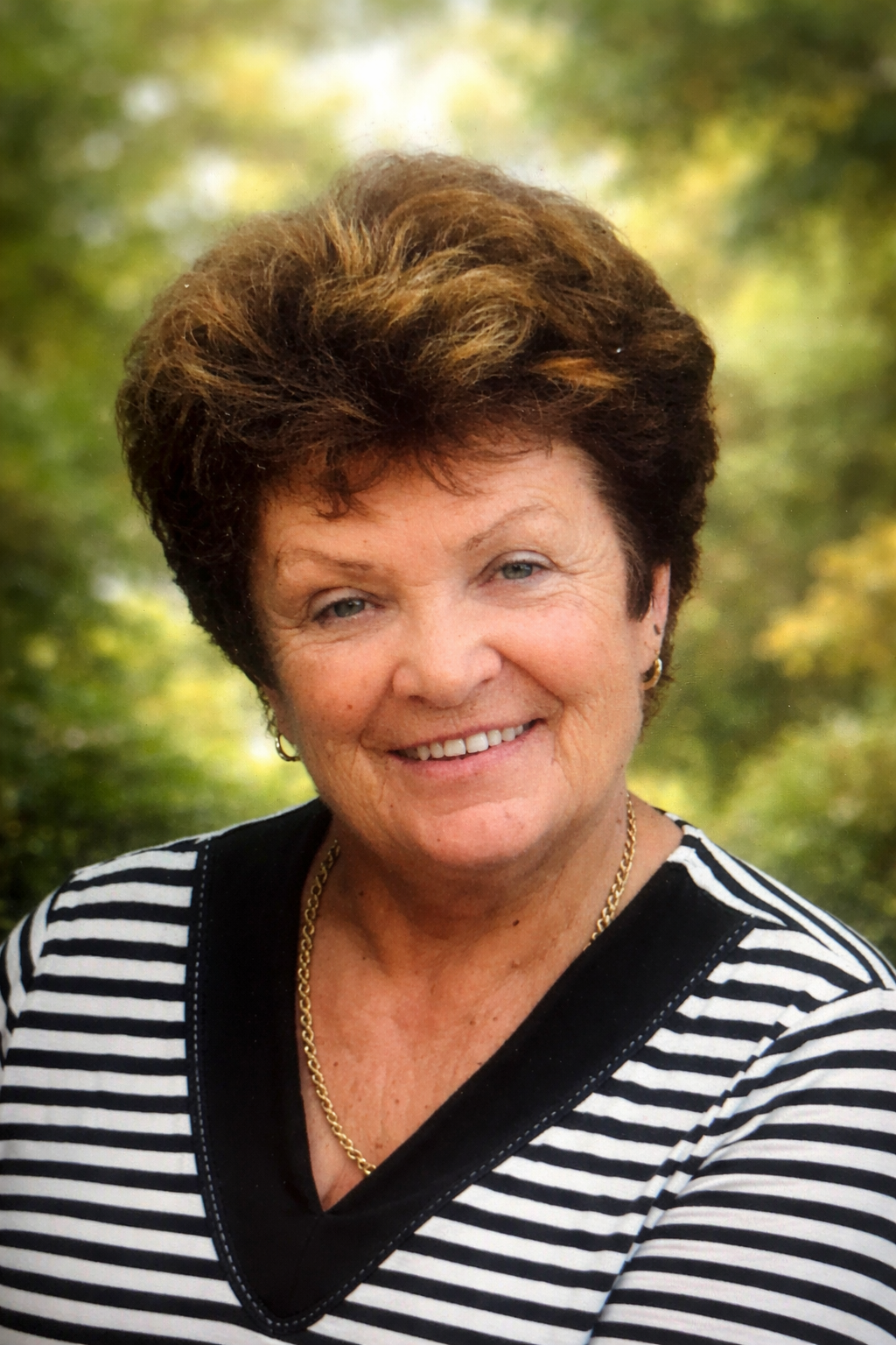 Annette Morier - Urgel Bourgie